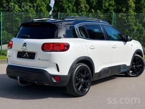 White Citroen C5 Aircross 2020 in Jelgava, with an engine capacity of 1.60 L and mileage of 190 thousand km for 13990 €, photo 5 on AUTOMOTO.COM.LV