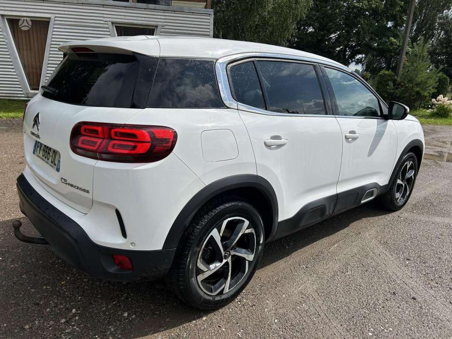 Белый Ситроен C5 Aircross 2020 в Таураге, объемом двигателя 1.50 л и пробегом 179 тыс. км за 8800 €, фото 4 на AUTOMOTO.COM.LV