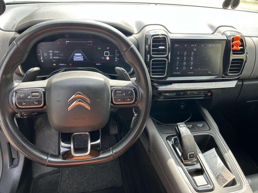 Белый Ситроен C5 Aircross 2020 в Таураге, объемом двигателя 1.50 л и пробегом 179 тыс. км за 8800 €, фото 6 на AUTOMOTO.COM.LV