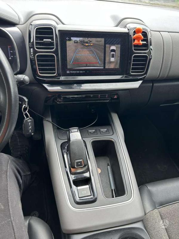 Balts Citroen C5 Aircross 2020 Tauragė, ar dzinēja tilpumu 1.50 L un nobraukumu 179 tūkst. km par 8800 €, foto 8 vietnē AUTOMOTO.COM.LV