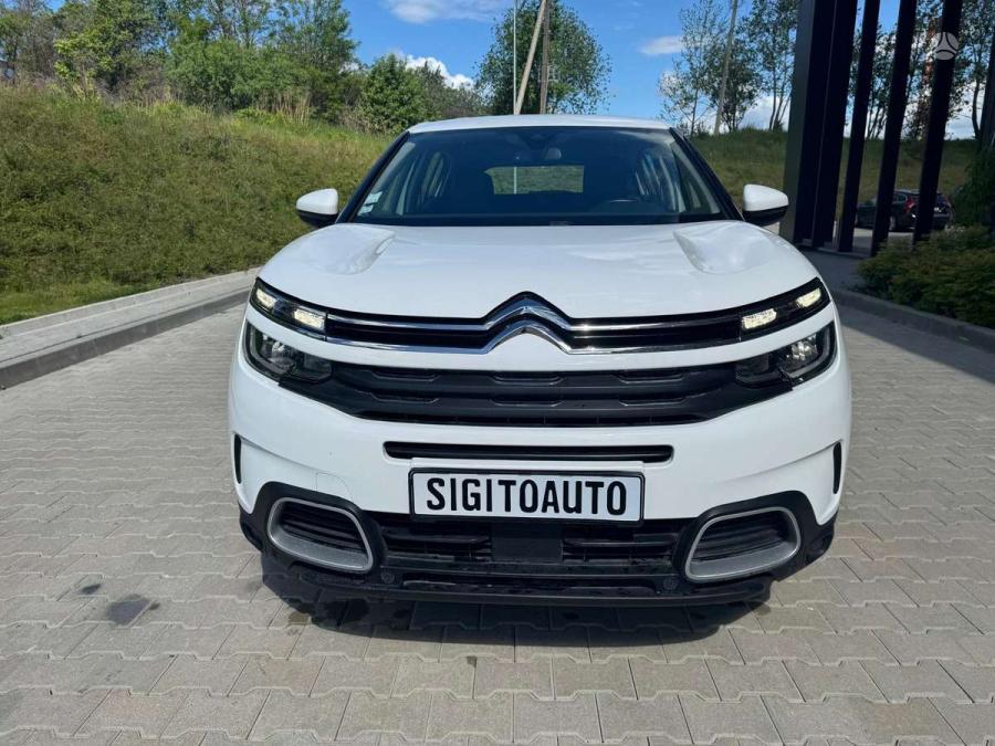 Белый Ситроен C5 Aircross 2020 в Вильнюс, объемом двигателя 1.50 л и пробегом 161 тыс. км за 11979 €, фото 3 на AUTOMOTO.COM.LV