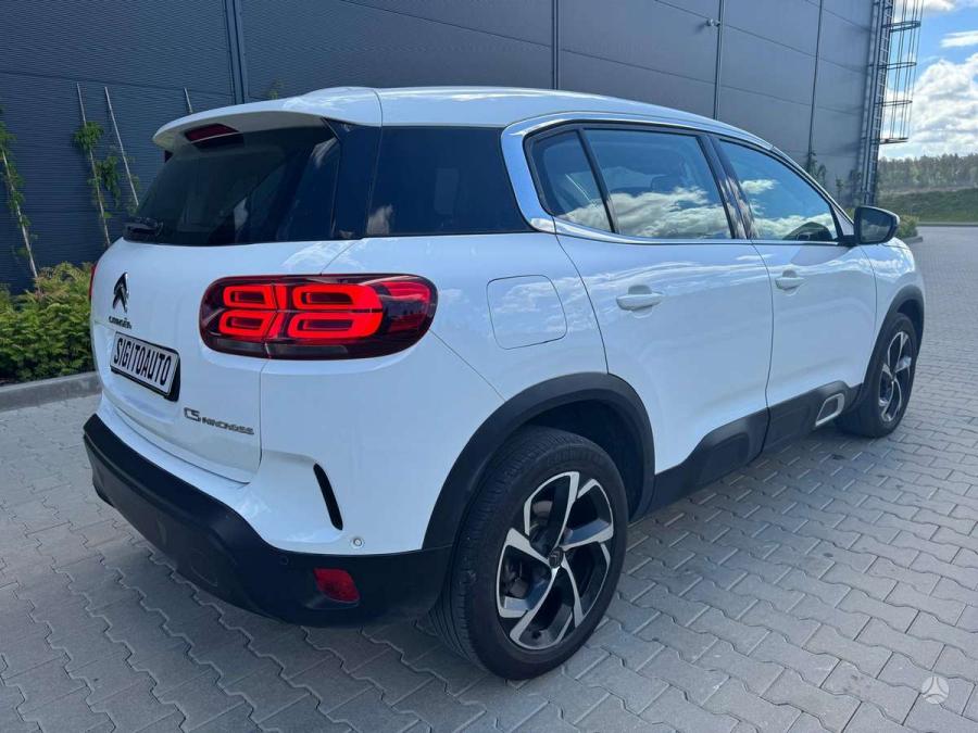 Белый Ситроен C5 Aircross 2020 в Вильнюс, объемом двигателя 1.50 л и пробегом 161 тыс. км за 11979 €, фото 7 на AUTOMOTO.COM.LV