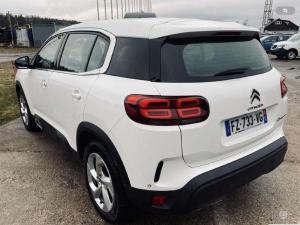White Citroen C5 Aircross 2021 in Vilnius, with an engine capacity of 1.50 L and mileage of 156 thousand km for 11500 €, photo 6 on AUTOMOTO.COM.LV