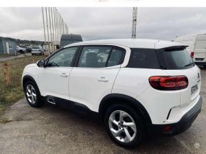 White Citroen C5 Aircross 2021 in Vilnius, with an engine capacity of 1.50 L and mileage of 156 thousand km for 11500 €, photo 7 on AUTOMOTO.COM.LV