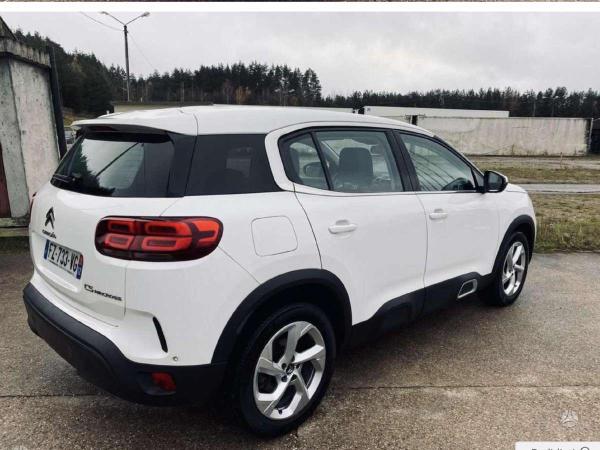 White Citroen C5 Aircross 2021 in Vilnius, with an engine capacity of 1.50 L and mileage of 156 thousand km for 11500 €, photo 10 on AUTOMOTO.COM.LV