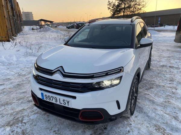 Balts Citroen C5 Aircross 2021 Viļņa, ar dzinēja tilpumu 1.50 L un nobraukumu 145 tūkst. km par 11590 €, foto 2 vietnē AUTOMOTO.COM.LV