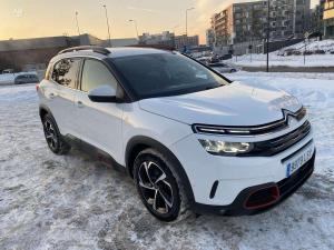 White Citroen C5 Aircross 2021 in Vilnius, with an engine capacity of 1.50 L and mileage of 145 thousand km for 11590 €, photo 5 on AUTOMOTO.COM.LV