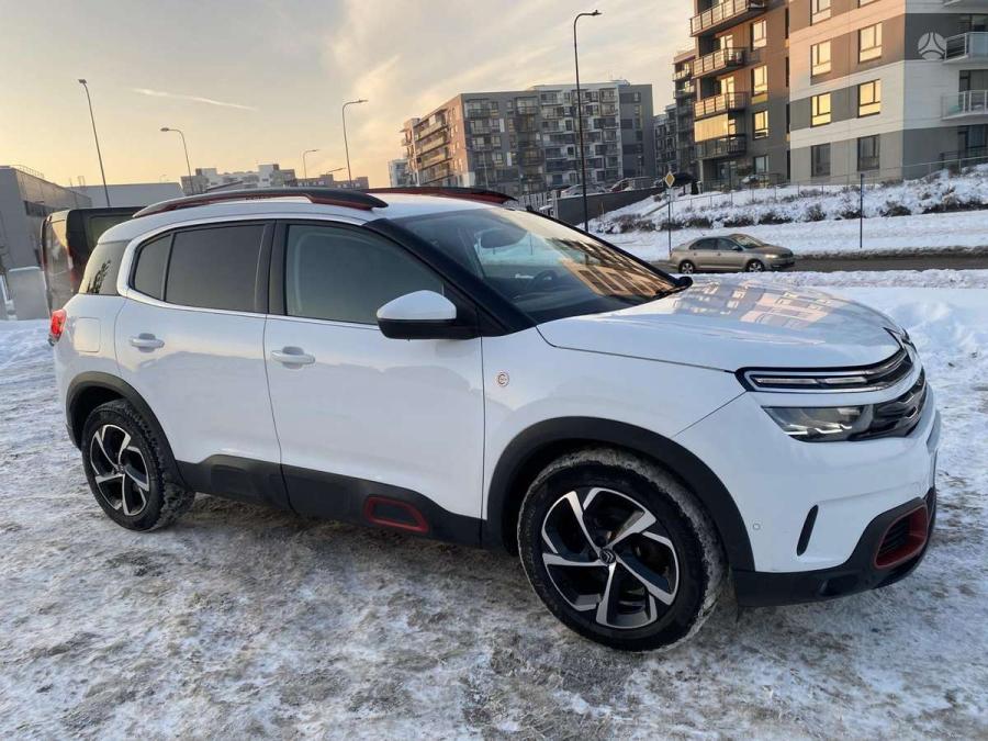 White Citroen C5 Aircross 2021 in Vilnius, with an engine capacity of 1.50 L and mileage of 145 thousand km for 11590 €, photo 6 on AUTOMOTO.COM.LV
