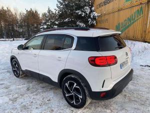 White Citroen C5 Aircross 2021 in Vilnius, with an engine capacity of 1.50 L and mileage of 145 thousand km for 11590 €, photo 8 on AUTOMOTO.COM.LV
