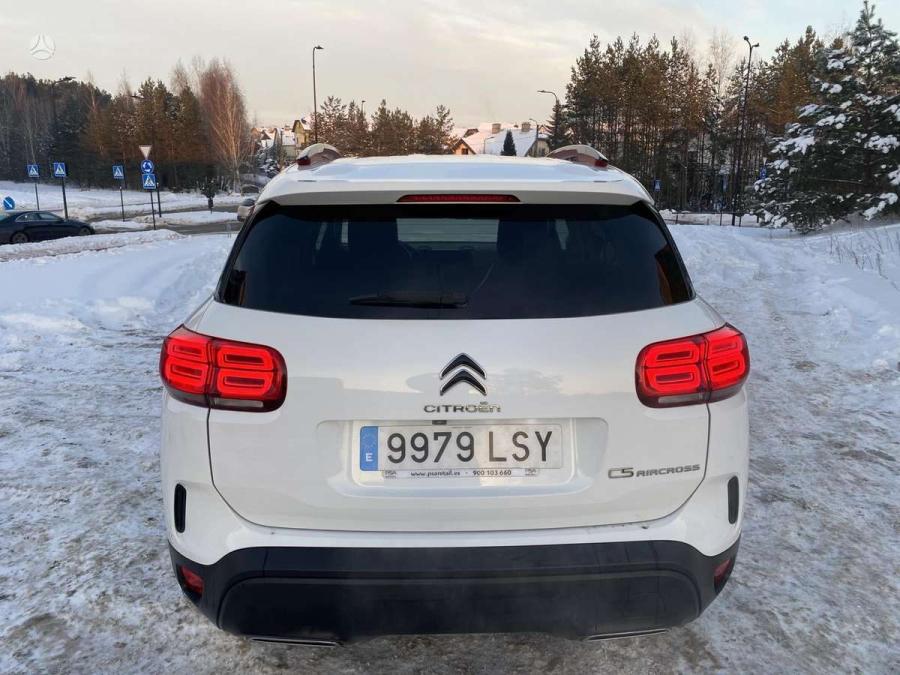 White Citroen C5 Aircross 2021 in Vilnius, with an engine capacity of 1.50 L and mileage of 145 thousand km for 11590 €, photo 11 on AUTOMOTO.COM.LV