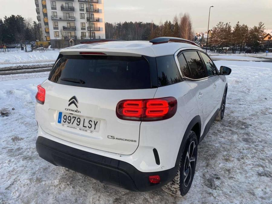 White Citroen C5 Aircross 2021 in Vilnius, with an engine capacity of 1.50 L and mileage of 145 thousand km for 11590 €, photo 12 on AUTOMOTO.COM.LV