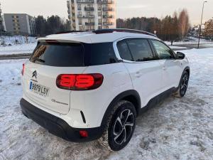 White Citroen C5 Aircross 2021 in Vilnius, with an engine capacity of 1.50 L and mileage of 145 thousand km for 11590 €, photo 13 on AUTOMOTO.COM.LV