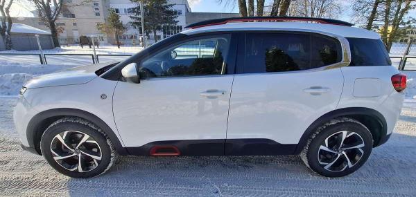 White Citroen C5 Aircross 2021 in Taurage, with an engine capacity of 1.60 L and mileage of 193 thousand km for 11300 €, photo 3 on AUTOMOTO.COM.LV