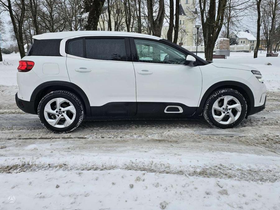 Balts Citroen C5 Aircross 2021 Tauragė, ar dzinēja tilpumu 1.50 L un nobraukumu 200 tūkst. km par 10200 €, foto 7 vietnē AUTOMOTO.COM.LV