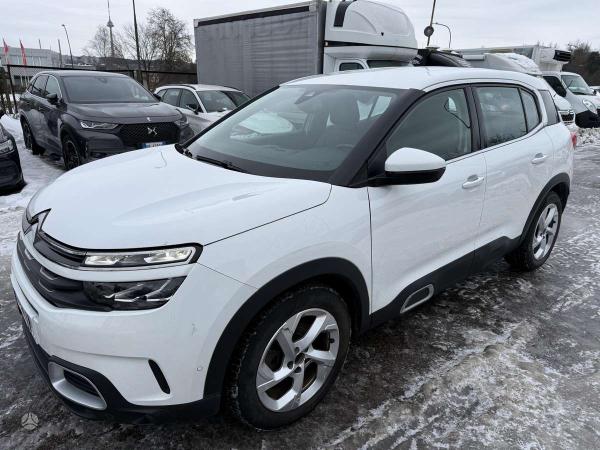 White Citroen C5 Aircross 2021 in Vilnius, with an engine capacity of 0.00 L and mileage of 232 thousand km for 10880 €, photo 1 on AUTOMOTO.COM.LV