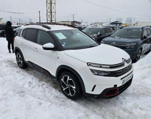 Белый Ситроен C5 Aircross 2021 в Вильнюс, объемом двигателя 1.20 л и пробегом 162 тыс. км за 14036 €, фото  на AUTOMOTO.COM.LV