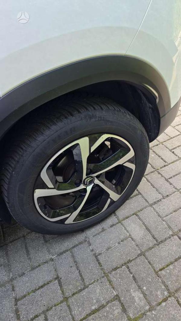 Balts Citroen C5 Aircross 2021 Kauņa, ar dzinēja tilpumu 1.50 L un nobraukumu 192 tūkst. km par 14000 €, foto 6 vietnē AUTOMOTO.COM.LV