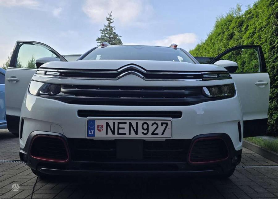 Белый Ситроен C5 Aircross 2021 в Каунас, объемом двигателя 1.50 л и пробегом 192 тыс. км за 14000 €, фото 12 на AUTOMOTO.COM.LV