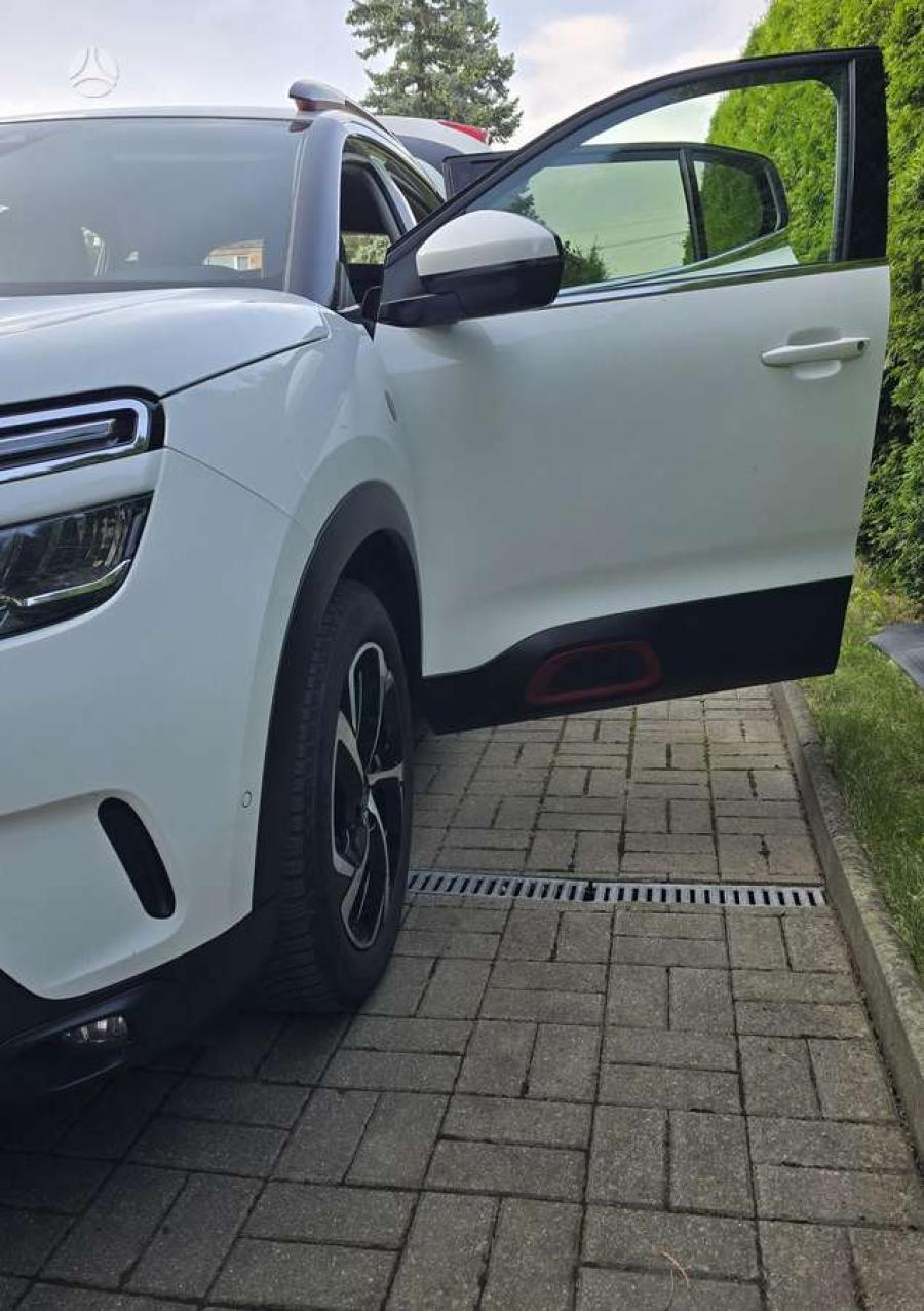 Белый Ситроен C5 Aircross 2021 в Каунас, объемом двигателя 1.50 л и пробегом 192 тыс. км за 14000 €, фото 13 на AUTOMOTO.COM.LV