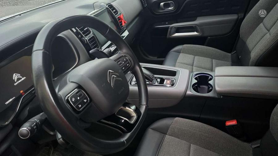 Белый Ситроен C5 Aircross 2021 в Каунас, объемом двигателя 1.50 л и пробегом 192 тыс. км за 14000 €, фото 23 на AUTOMOTO.COM.LV