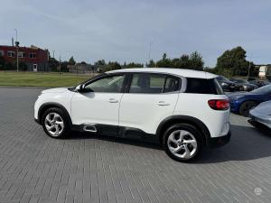 White Citroen C5 Aircross 2021 in Telschi, with an engine capacity of 1.50 L and mileage of 253 thousand km for 10999 €, photo 5 on AUTOMOTO.COM.LV
