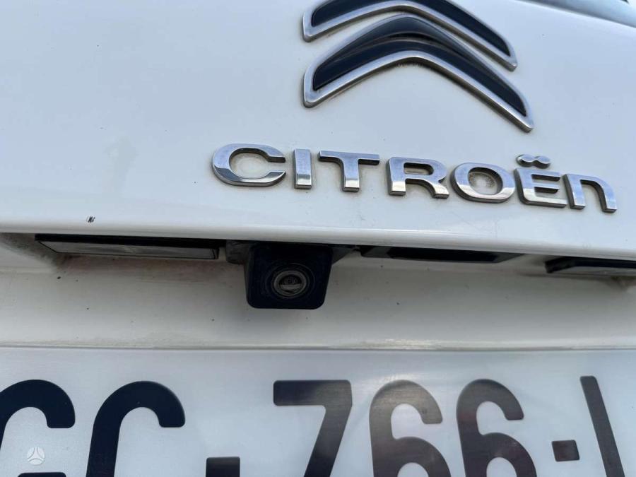 White Citroen C5 Aircross 2021 in Telschi, with an engine capacity of 1.50 L and mileage of 253 thousand km for 10999 €, photo 18 on AUTOMOTO.COM.LV