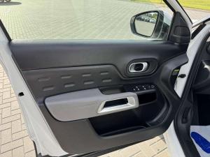 White Citroen C5 Aircross 2021 in Telschi, with an engine capacity of 1.50 L and mileage of 253 thousand km for 10999 €, photo 23 on AUTOMOTO.COM.LV