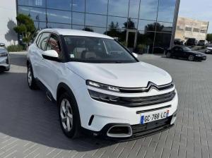 Balts Citroen C5 Aircross 2021 Telšiai, ar dzinēja tilpumu 1.50 L un nobraukumu 253 tūkst. km par 10990 €, foto  vietnē AUTOMOTO.COM.LV