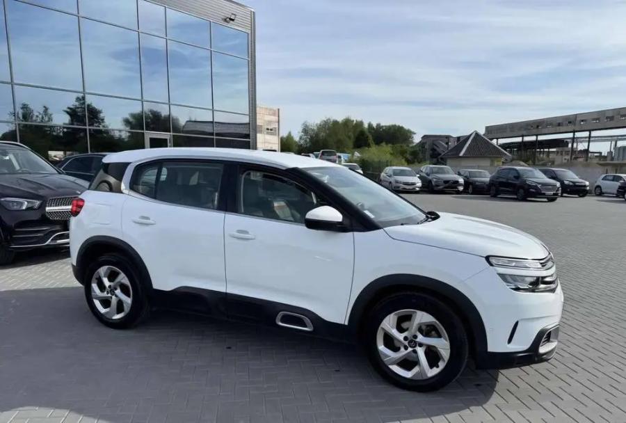 Balts Citroen C5 Aircross 2021 Telšiai, ar dzinēja tilpumu 1.50 L un nobraukumu 253 tūkst. km par 10990 €, foto 3 vietnē AUTOMOTO.COM.LV