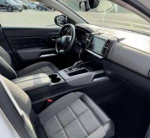 Balts Citroen C5 Aircross 2021 Telšiai, ar dzinēja tilpumu 1.50 L un nobraukumu 253 tūkst. km par 10990 €, foto 15 vietnē AUTOMOTO.COM.LV