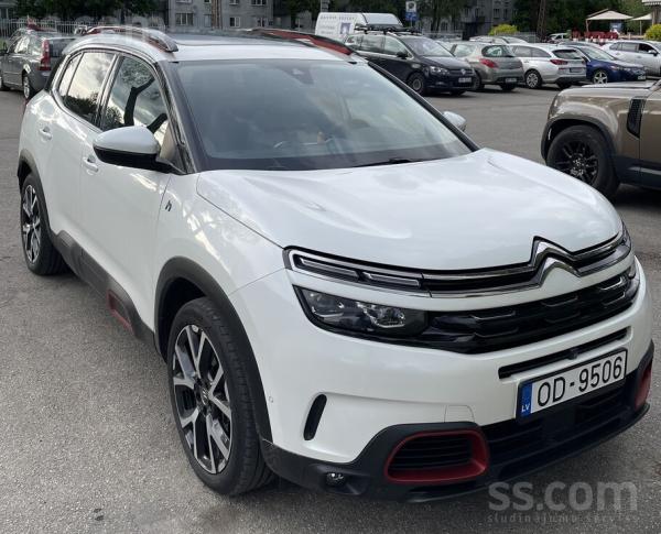 Balts Citroen C5 Aircross 2021 Rīga, ar dzinēja tilpumu 1.60 L un nobraukumu 210 tūkst. km par 16500 €, foto 1 vietnē AUTOMOTO.COM.LV