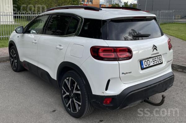 Balts Citroen C5 Aircross 2021 Rīga, ar dzinēja tilpumu 1.60 L un nobraukumu 210 tūkst. km par 16500 €, foto 3 vietnē AUTOMOTO.COM.LV