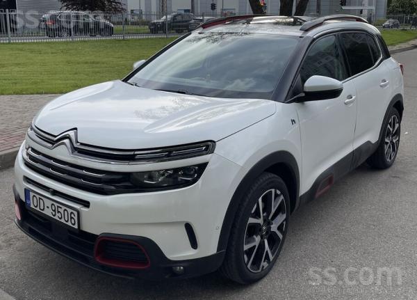 Balts Citroen C5 Aircross 2021 Rīga, ar dzinēja tilpumu 1.60 L un nobraukumu 210 tūkst. km par 16500 €, foto 4 vietnē AUTOMOTO.COM.LV