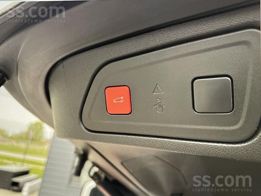 Белый Ситроен C5 Aircross 2021 в Рига, объемом двигателя 1.60 л и пробегом 210 тыс. км за 16500 €, фото 10 на AUTOMOTO.COM.LV