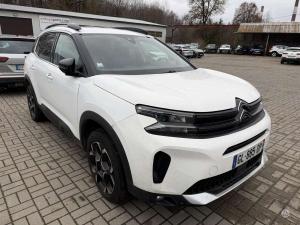 White Citroen C5 Aircross 2022 in Kaunas, with an engine capacity of 1.50 L and mileage of 246 thousand km for 13200 €, photo 2 on AUTOMOTO.COM.LV