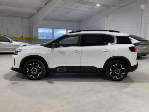 White Citroen C5 Aircross 2022 in Kaunas, with an engine capacity of 1.50 L and mileage of 181 thousand km for 13700 €, photo 6 on AUTOMOTO.COM.LV