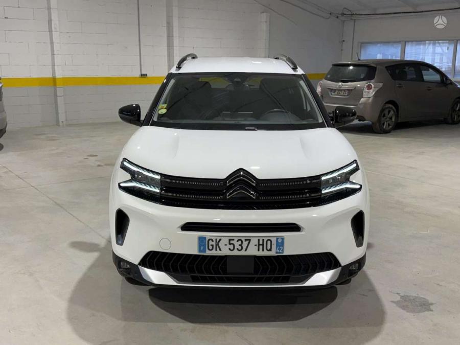 White Citroen C5 Aircross 2022 in Kaunas, with an engine capacity of 1.50 L and mileage of 181 thousand km for 13700 €, photo 7 on AUTOMOTO.COM.LV