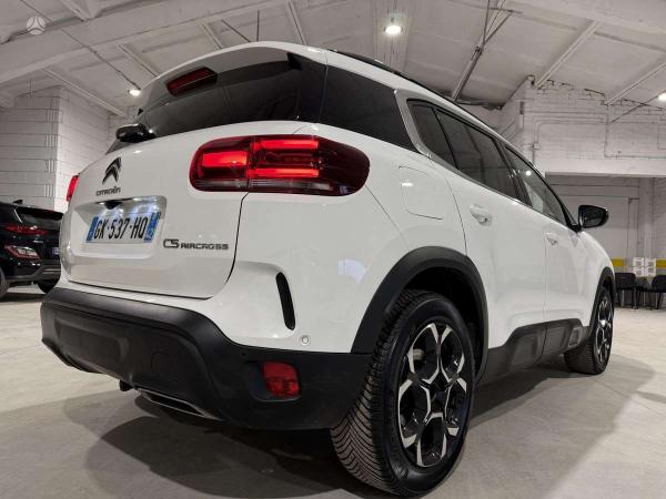 White Citroen C5 Aircross 2022 in Kaunas, with an engine capacity of 1.50 L and mileage of 181 thousand km for 13700 €, photo 9 on AUTOMOTO.COM.LV