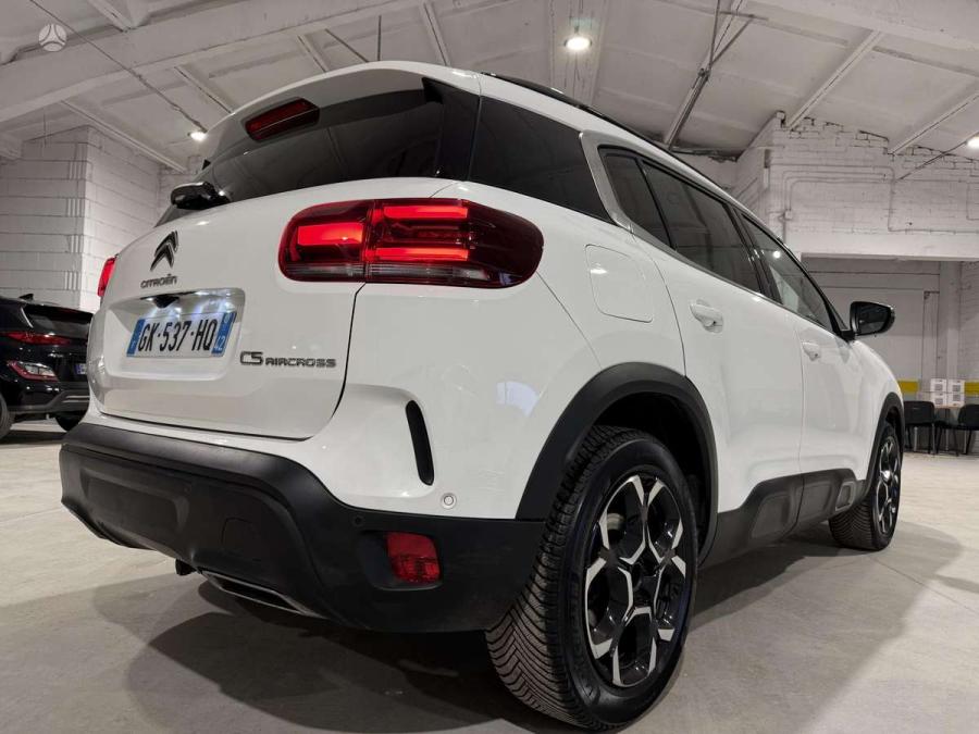 White Citroen C5 Aircross 2022 in Kaunas, with an engine capacity of 1.50 L and mileage of 181 thousand km for 13700 €, photo 9 on AUTOMOTO.COM.LV
