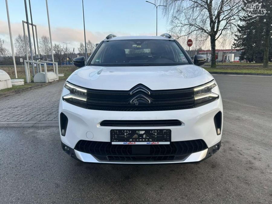 White Citroen C5 Aircross 2022 in Taurage, with an engine capacity of 1.60 L and mileage of 201 thousand km for 14300 €, photo 2 on AUTOMOTO.COM.LV