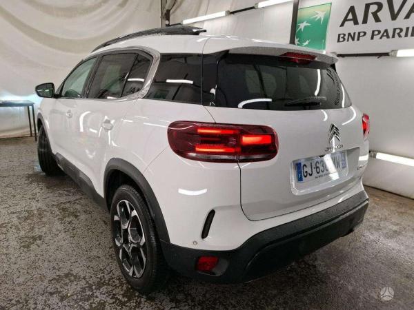 White Citroen C5 Aircross 2022 in Vilnius, with an engine capacity of 1.50 L and mileage of 183 thousand km for 17727 €, photo 4 on AUTOMOTO.COM.LV