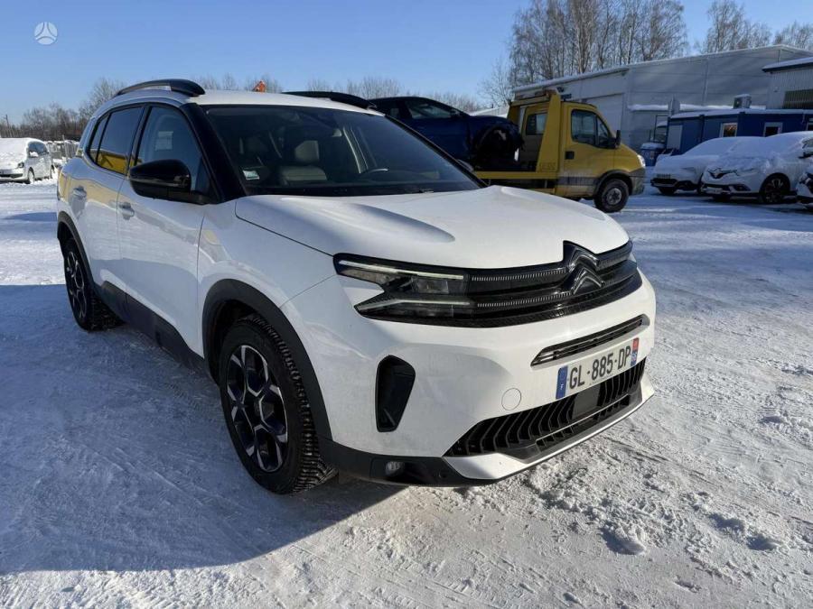 Белый Ситроен C5 Aircross 2022 в Каунас, объемом двигателя 1.50 л и пробегом 247 тыс. км за 11600 €, фото 2 на AUTOMOTO.COM.LV