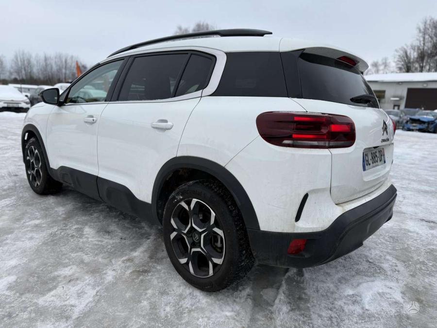 Balts Citroen C5 Aircross 2022 Kauņa, ar dzinēja tilpumu 1.50 L un nobraukumu 190 tūkst. km par 10600 €, foto 3 vietnē AUTOMOTO.COM.LV