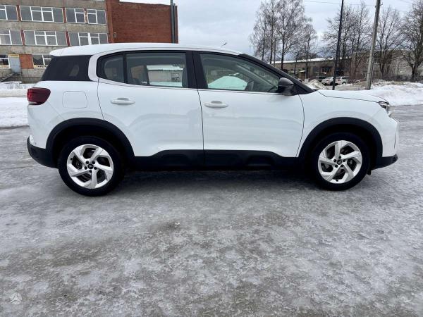 White Citroen C5 Aircross 2022 in Taurage, with an engine capacity of 1.20 L and mileage of 180 thousand km for 12700 €, photo 6 on AUTOMOTO.COM.LV