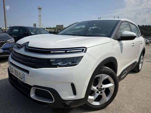 Balts Citroen C5 Aircross 2022 Viļņa, ar dzinēja tilpumu 1.20 L un nobraukumu 165 tūkst. km par 11494 €, foto 1 vietnē AUTOMOTO.COM.LV