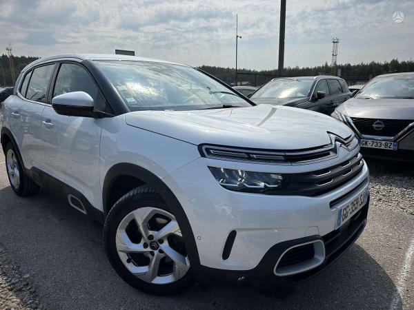 Balts Citroen C5 Aircross 2022 Viļņa, ar dzinēja tilpumu 1.20 L un nobraukumu 165 tūkst. km par 11494 €, foto 3 vietnē AUTOMOTO.COM.LV