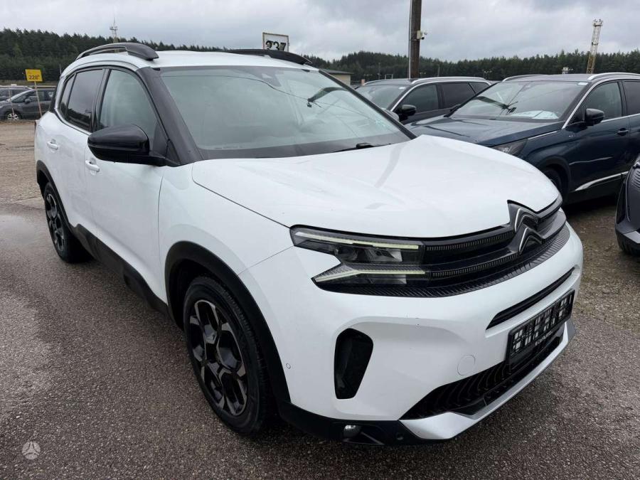 Белый Ситроен C5 Aircross 2022 в Вильнюс, объемом двигателя 1.50 л и пробегом 208 тыс. км за 14300 €, фото 7 на AUTOMOTO.COM.LV