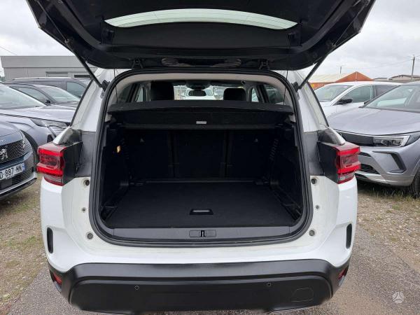 White Citroen C5 Aircross 2022 in Vilnius, with an engine capacity of 1.50 L and mileage of 208 thousand km for 14300 €, photo 10 on AUTOMOTO.COM.LV