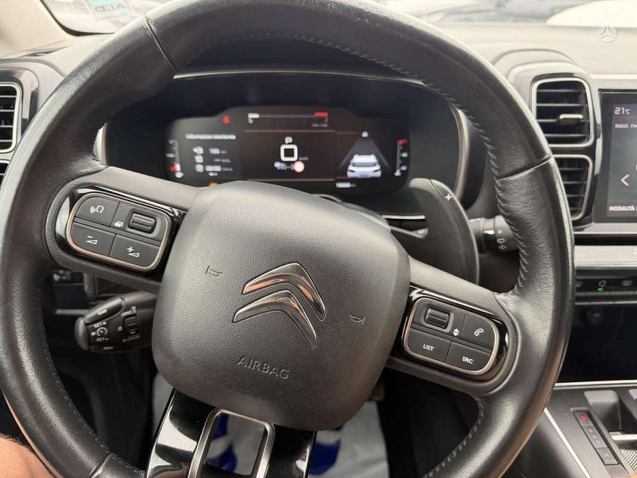 Белый Ситроен C5 Aircross 2022 в Вильнюс, объемом двигателя 1.50 л и пробегом 208 тыс. км за 14300 €, фото 17 на AUTOMOTO.COM.LV