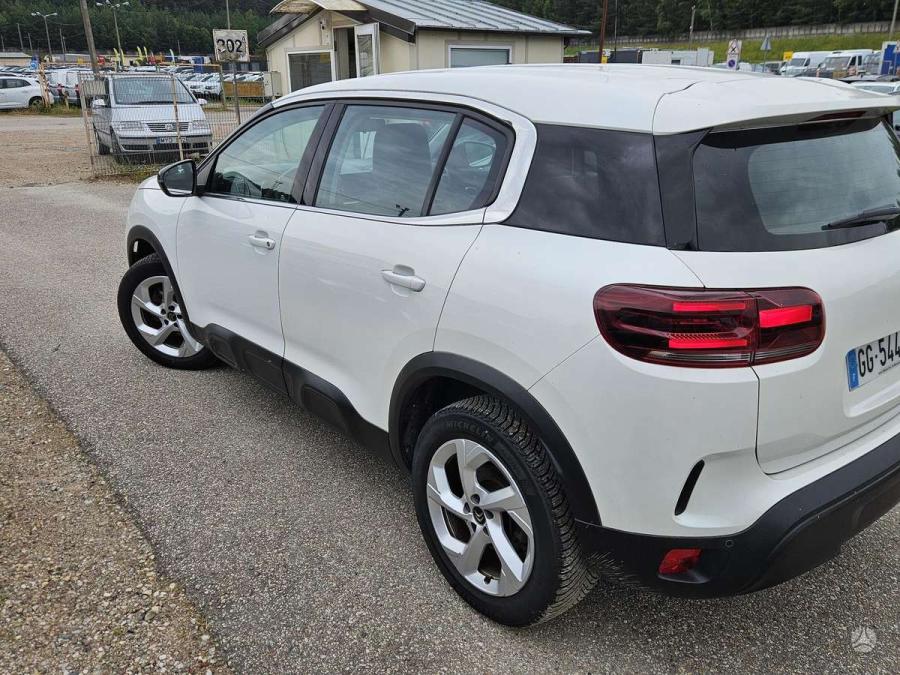 Белый Ситроен C5 Aircross 2022 в Вильнюс, объемом двигателя 1.50 л и пробегом 191 тыс. км за 12826 €, фото 8 на AUTOMOTO.COM.LV